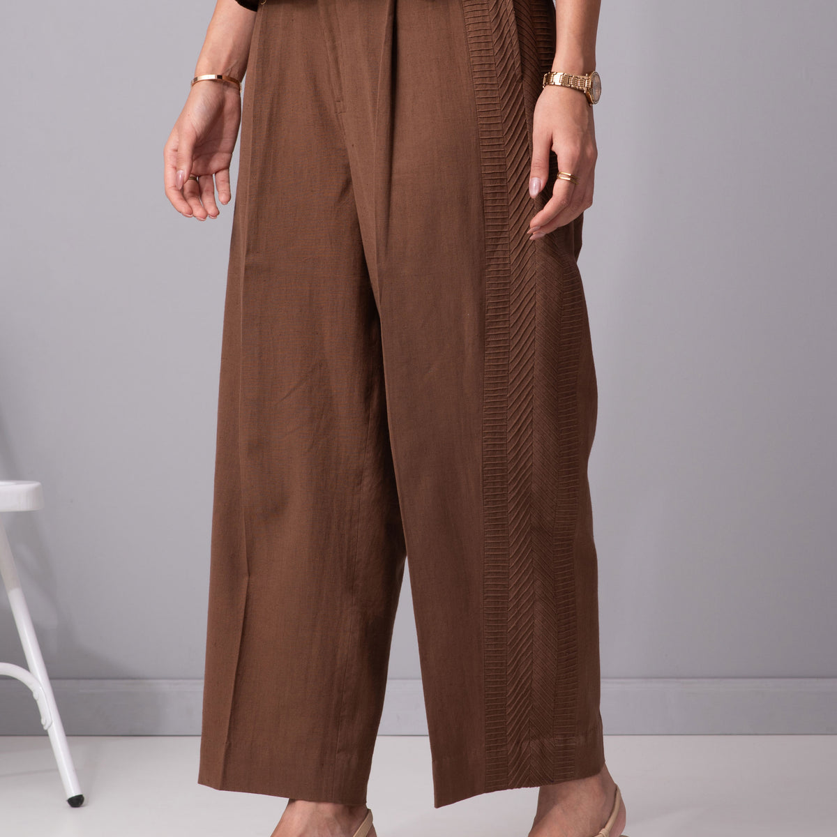 Cocoa pattern patch cotton straight pants – bidishaadhikaryy